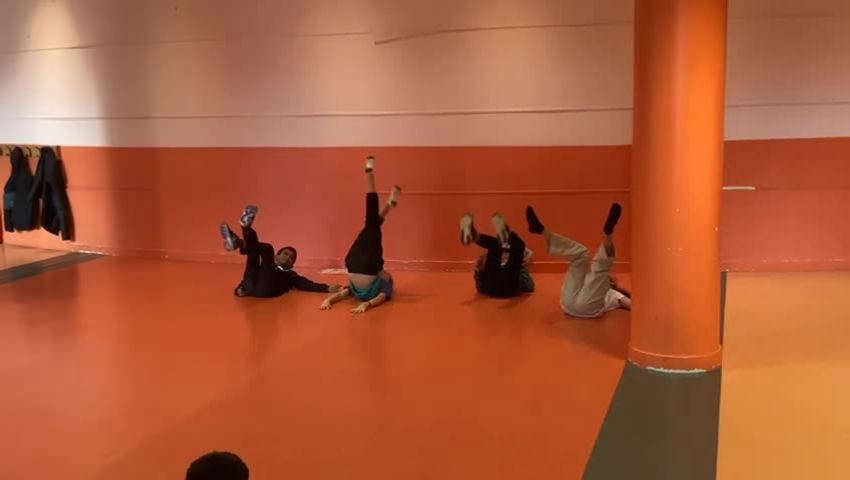 BreakDance CE2-CM1CM2 - Cycle-3 Éducatif
