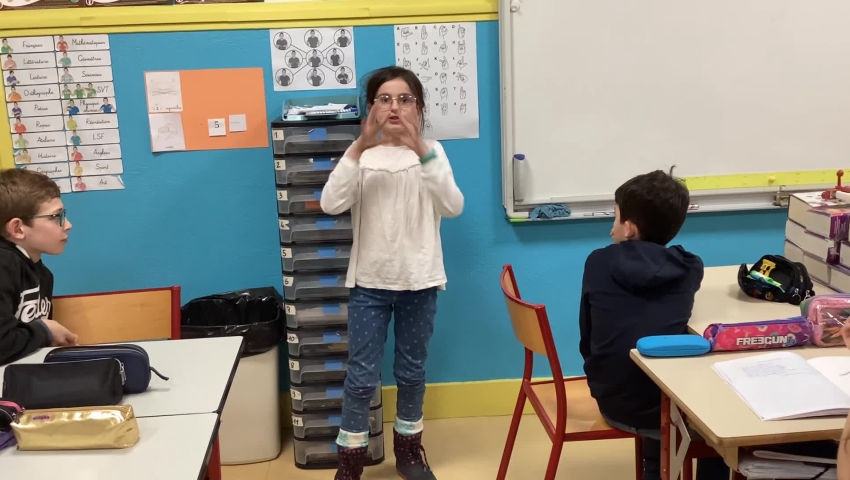 Le souffleur de rêve en LSF : Louane - Cycle-3 Éducatif